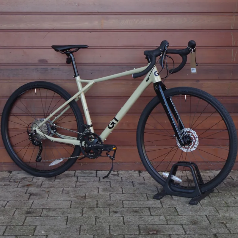 GT Grade Comp Tan Medium
