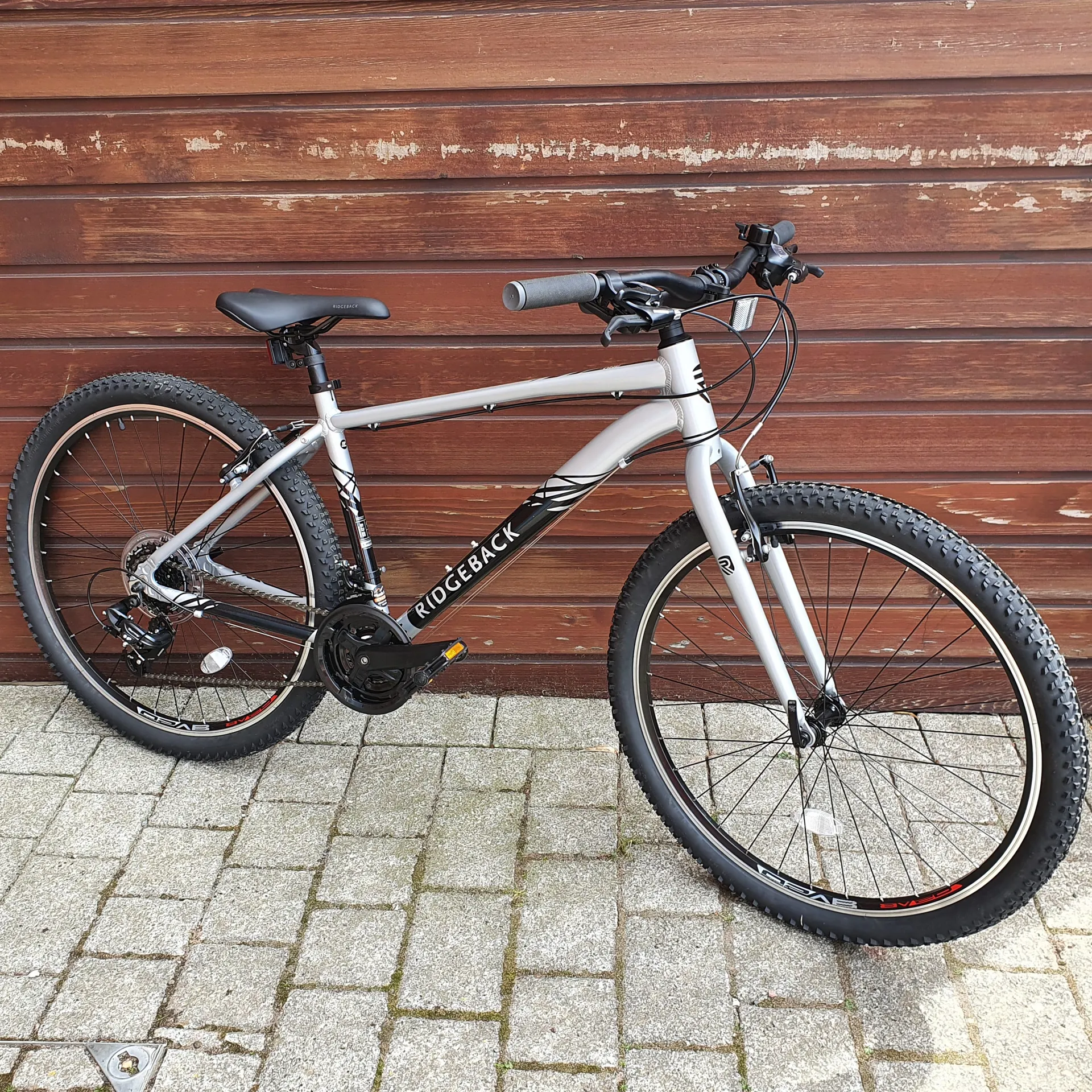 2021 Ridgeback Terrain 1 Mountain Bike in Grey
