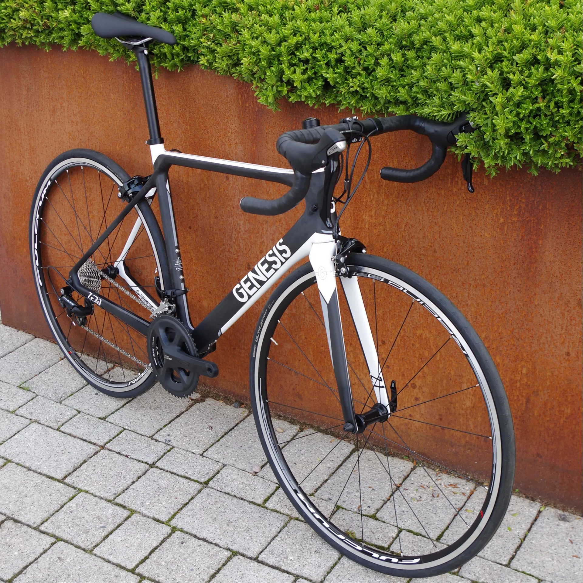 2016 Genesis Zero Z.1 carbon road