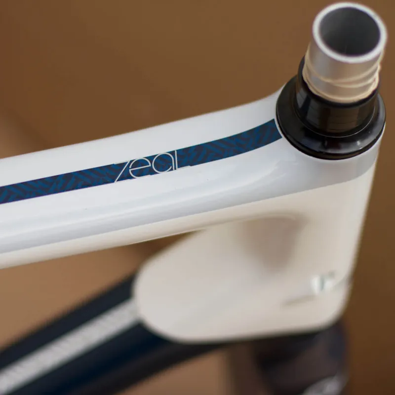 2017 Genesis Zeal Frame