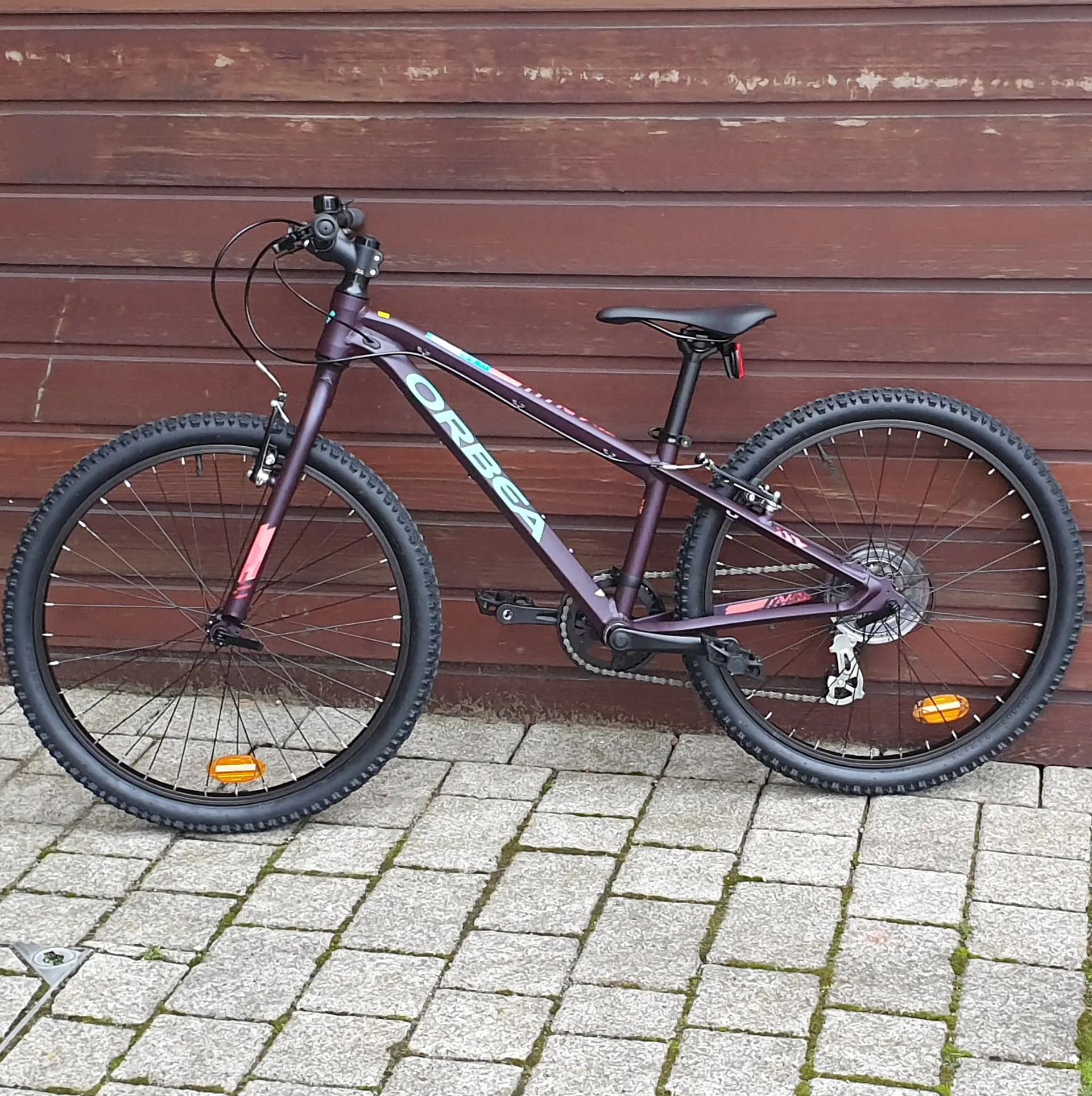 2020 Orbea MX24 DIRT Mountain Bike in Purple